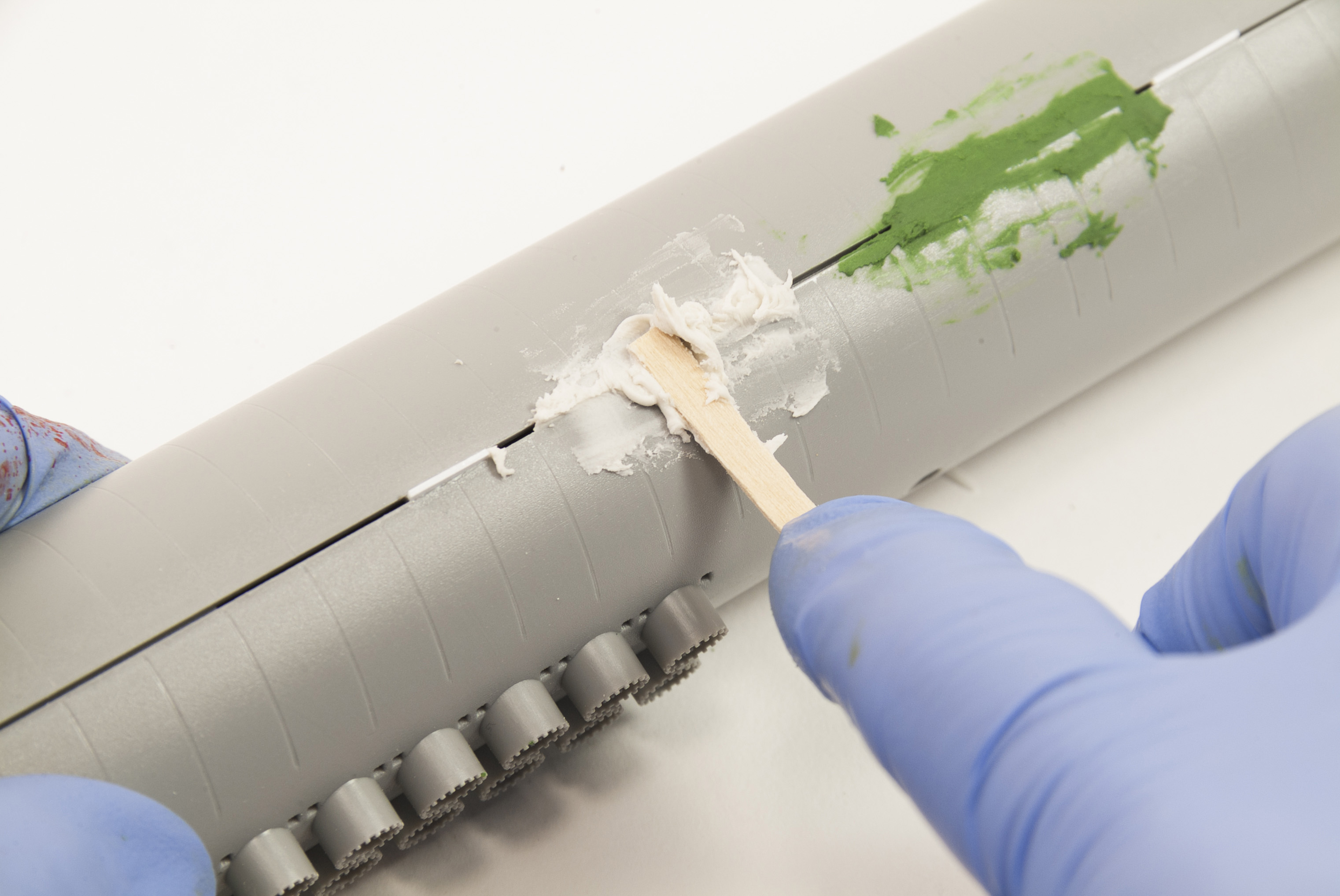 How to use filler putties to cover scale model gaps | FineScale Modeler ...