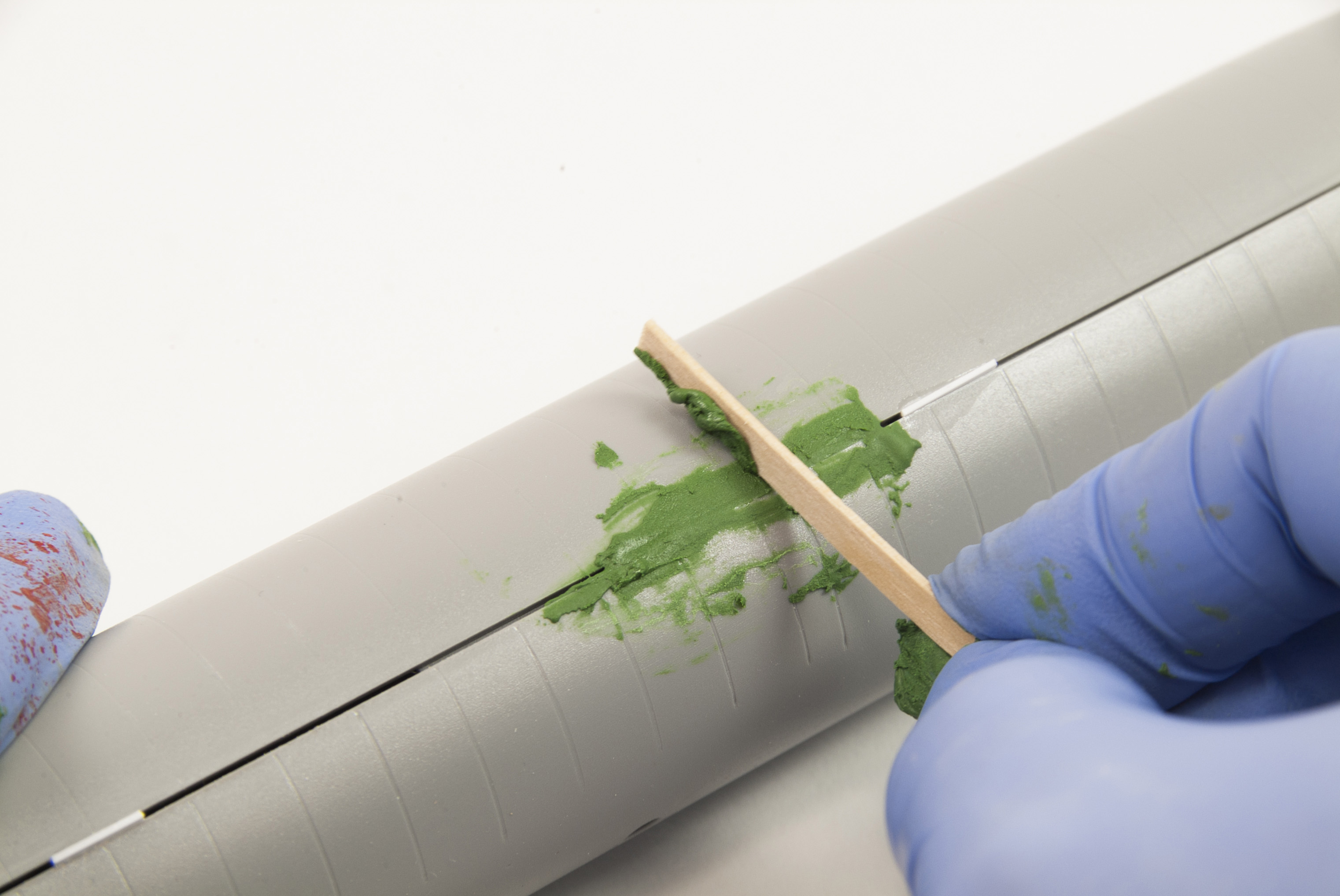 How to use filler putties to cover scale model gaps | FineScale Modeler ...