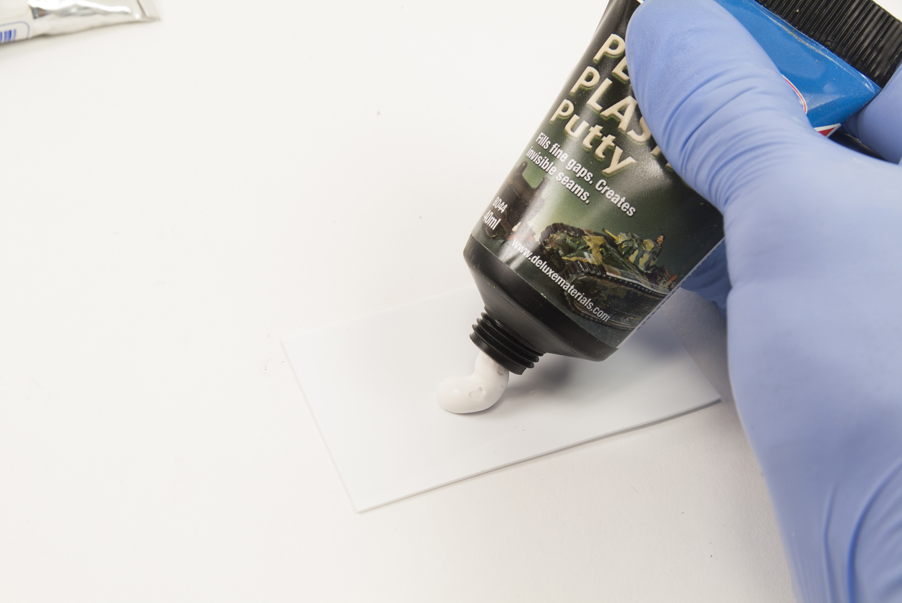 How to use filler putties to cover scale model gaps | FineScale Modeler ...