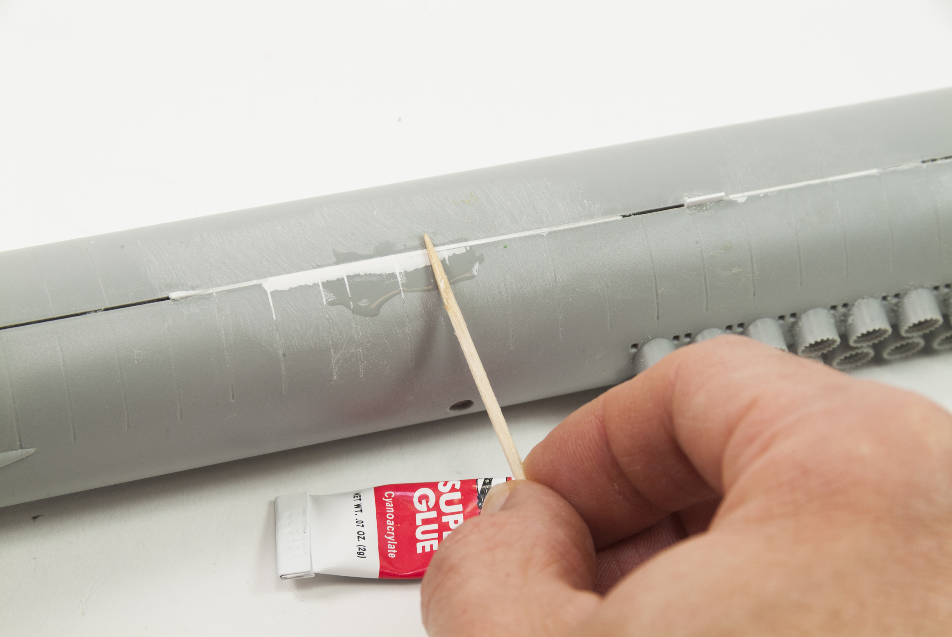 How to use filler putties to cover scale model gaps | FineScale Modeler ...