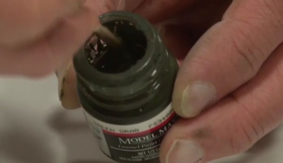 New! FSM Basics - Preparing paint | Finescale Modeler Magazine