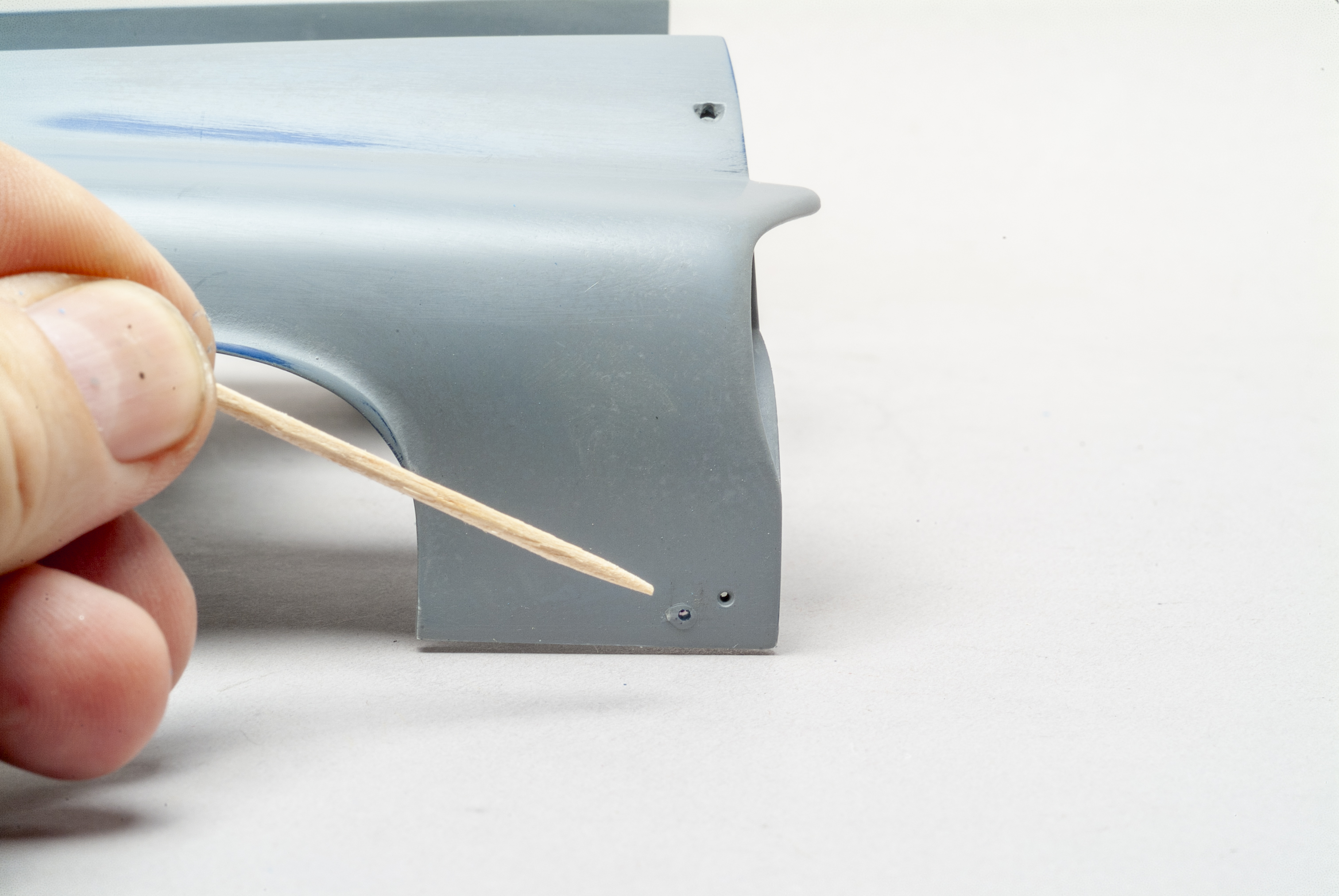 Fasten scale model parts with magnets | FineScale Modeler Magazine