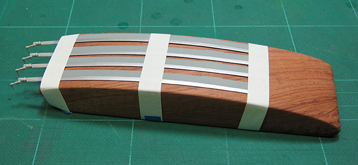 Introducing blade droop with heat | Finescale Modeler Magazine