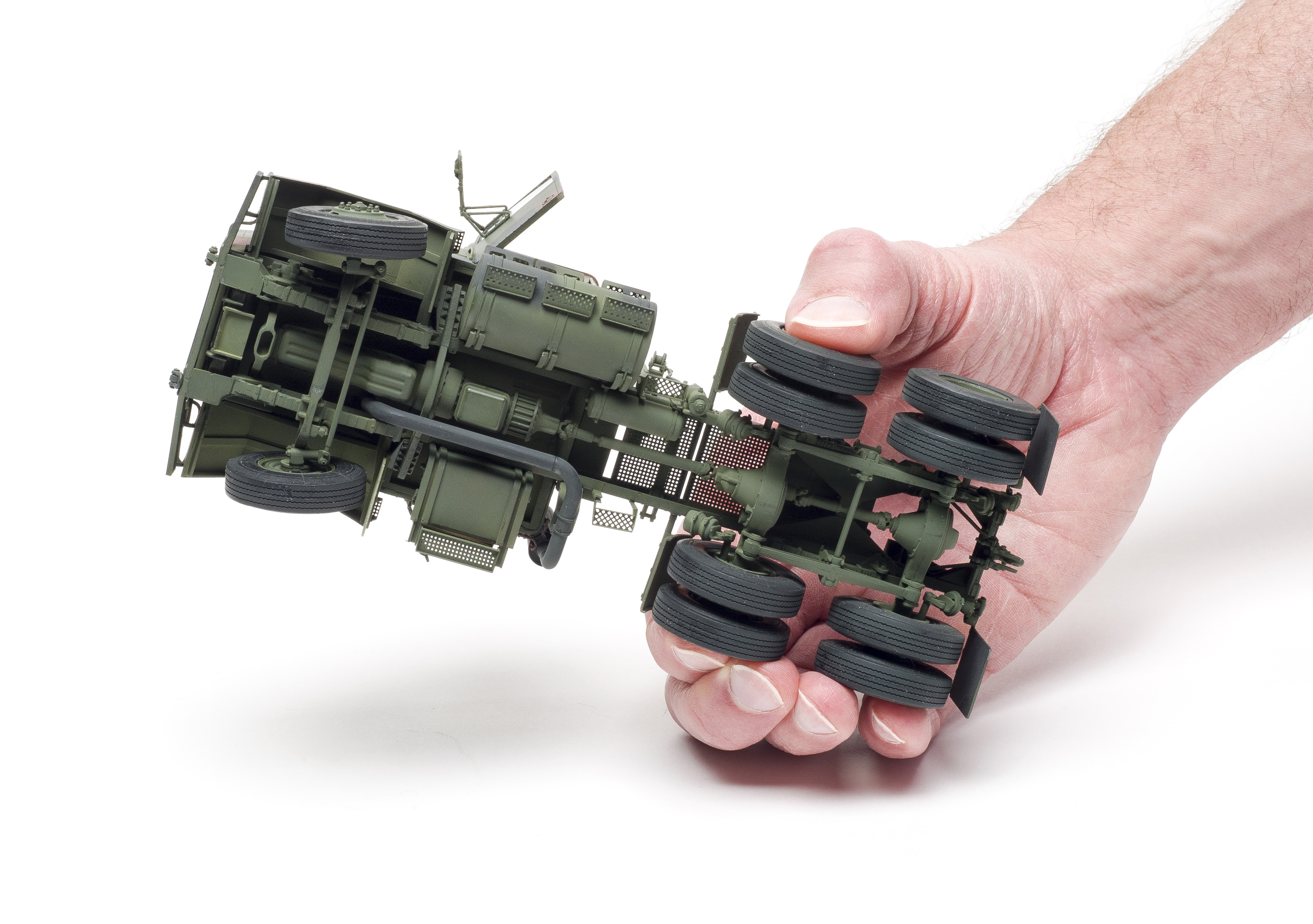 Trumpeter M915 tractor and M872 trailer | Finescale Modeler Magazine