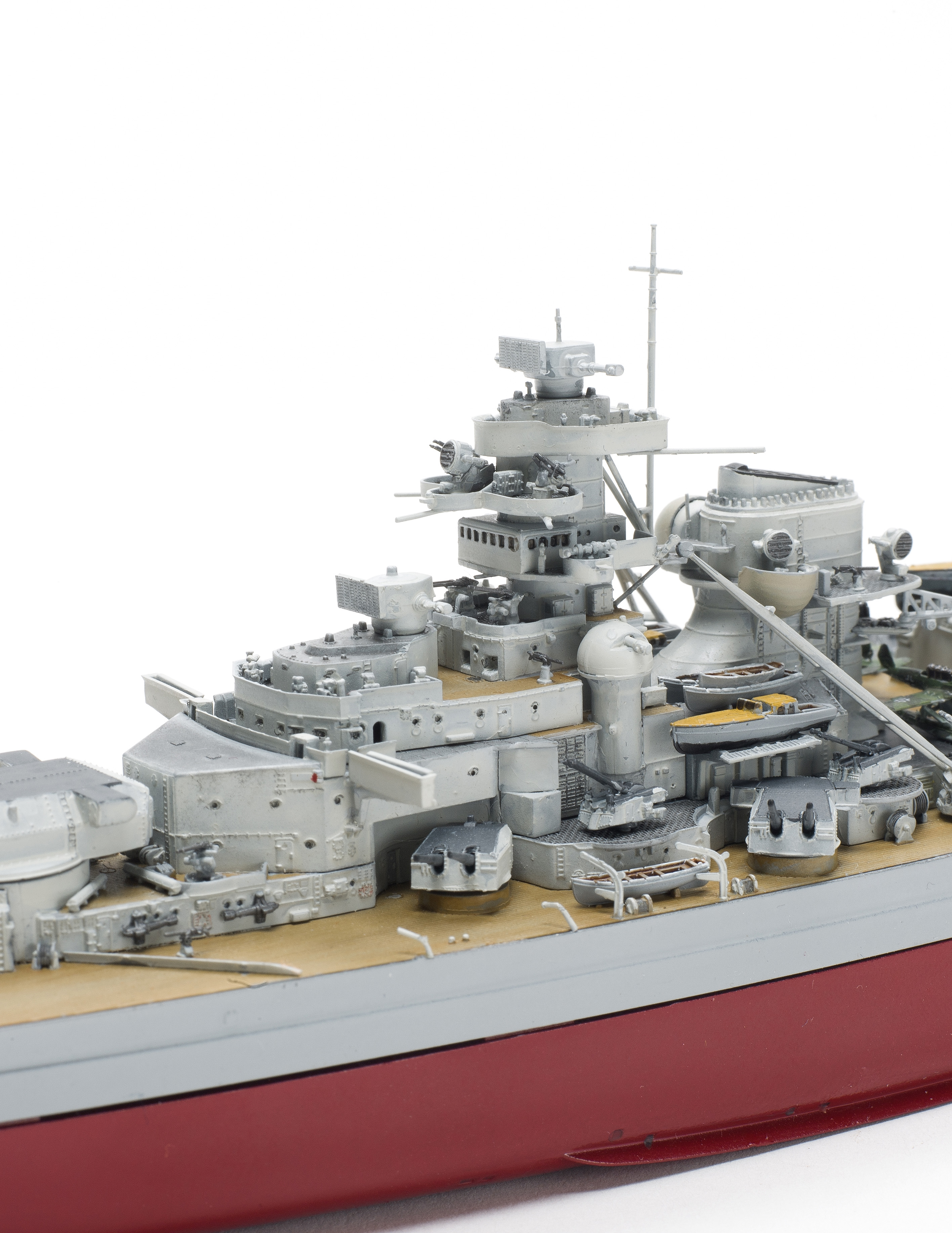 Build review of the Flyhawk Bismarck scale model kit | FineScale ...