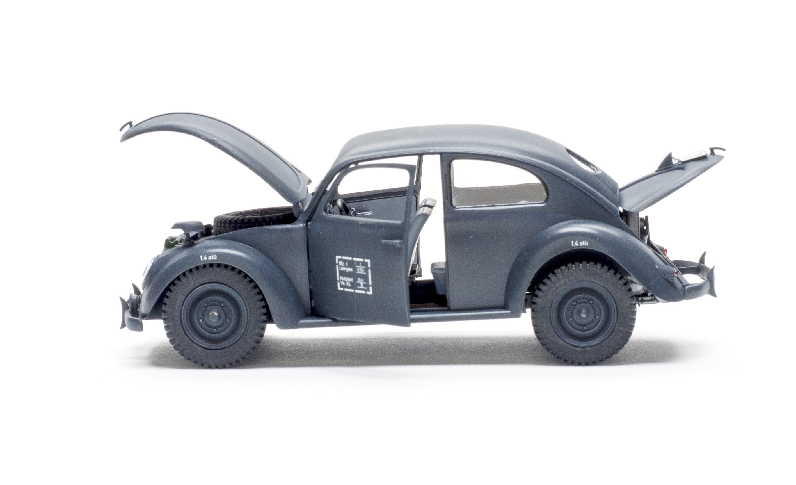 Build review of the Ryefield Volkswagen Type 82E staff car scale model ...