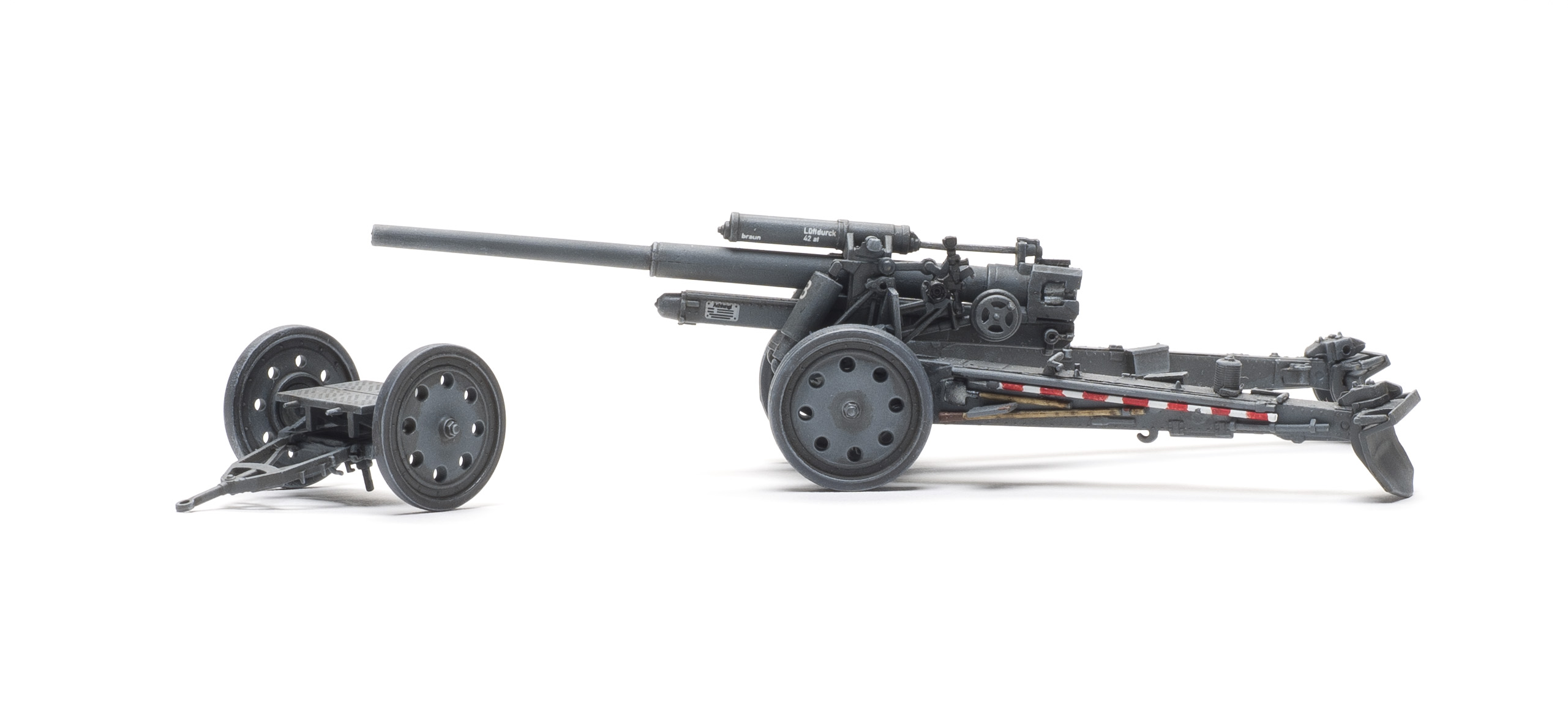 Build review of the Italeri German Howitzer scale model field gun kit ...