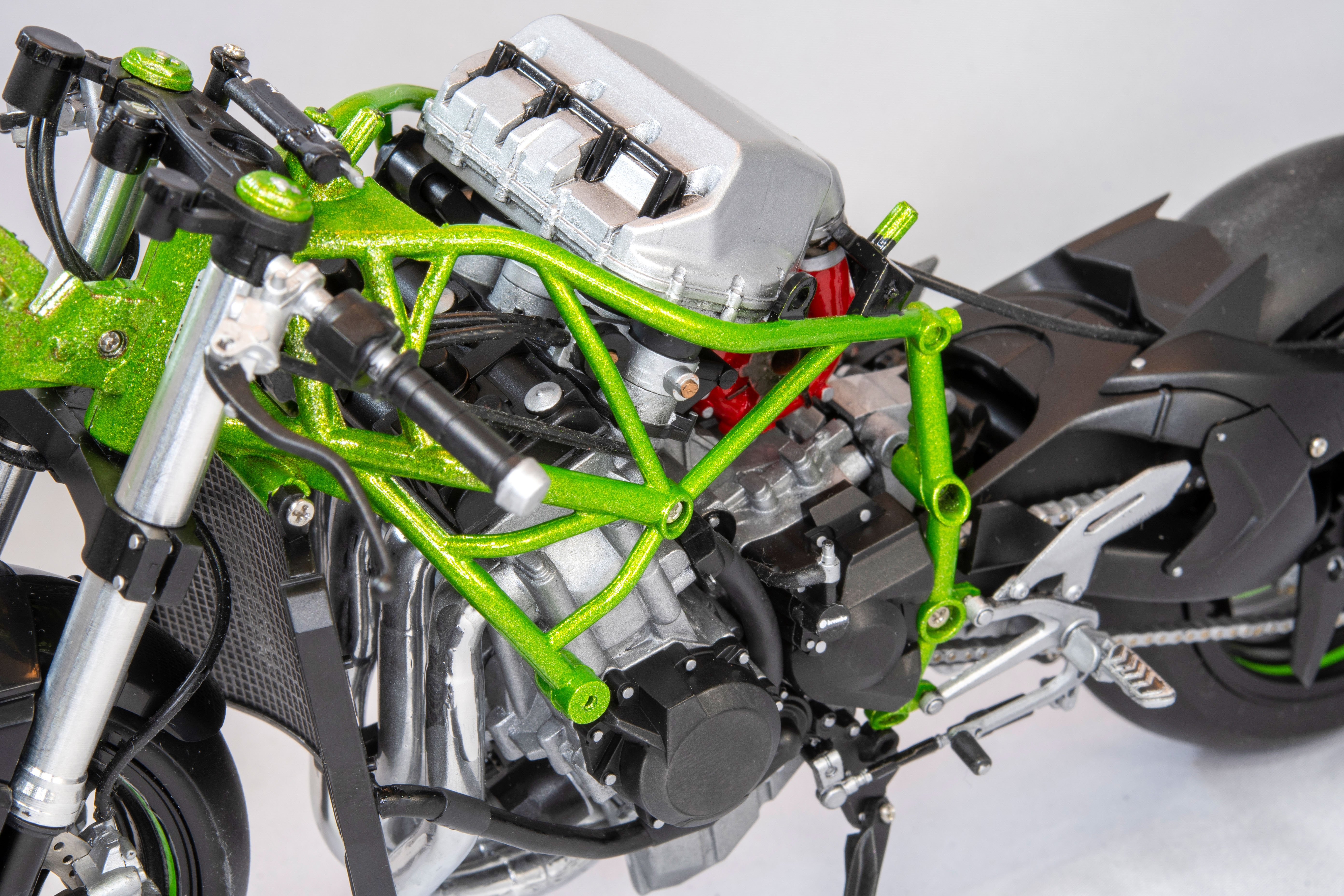 Build review of the Meng Kawasaki Ninja H2R scale model motorcycle kit ...