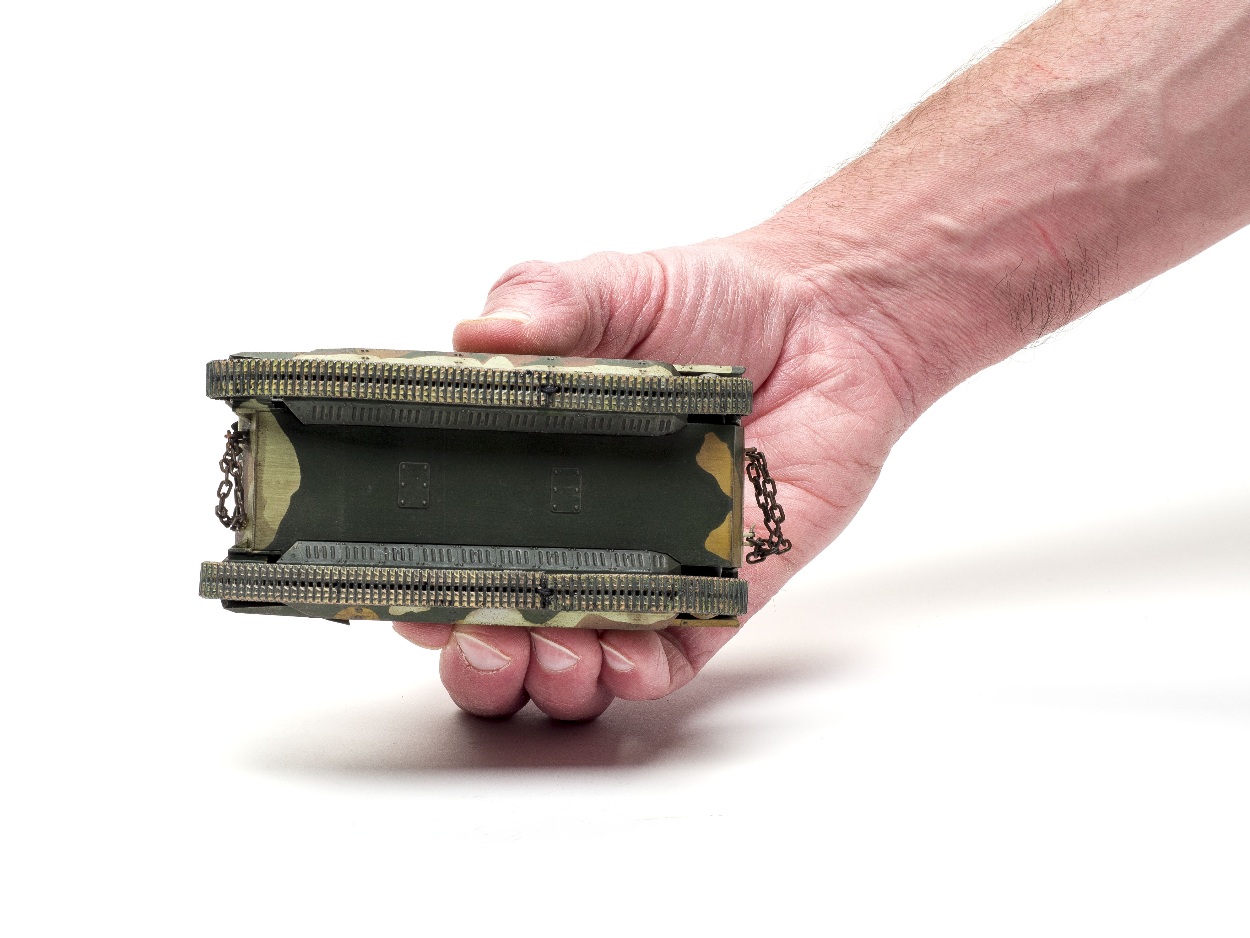 Build review of the ICM FCM 36 scale model armor tank kit | FineScale ...