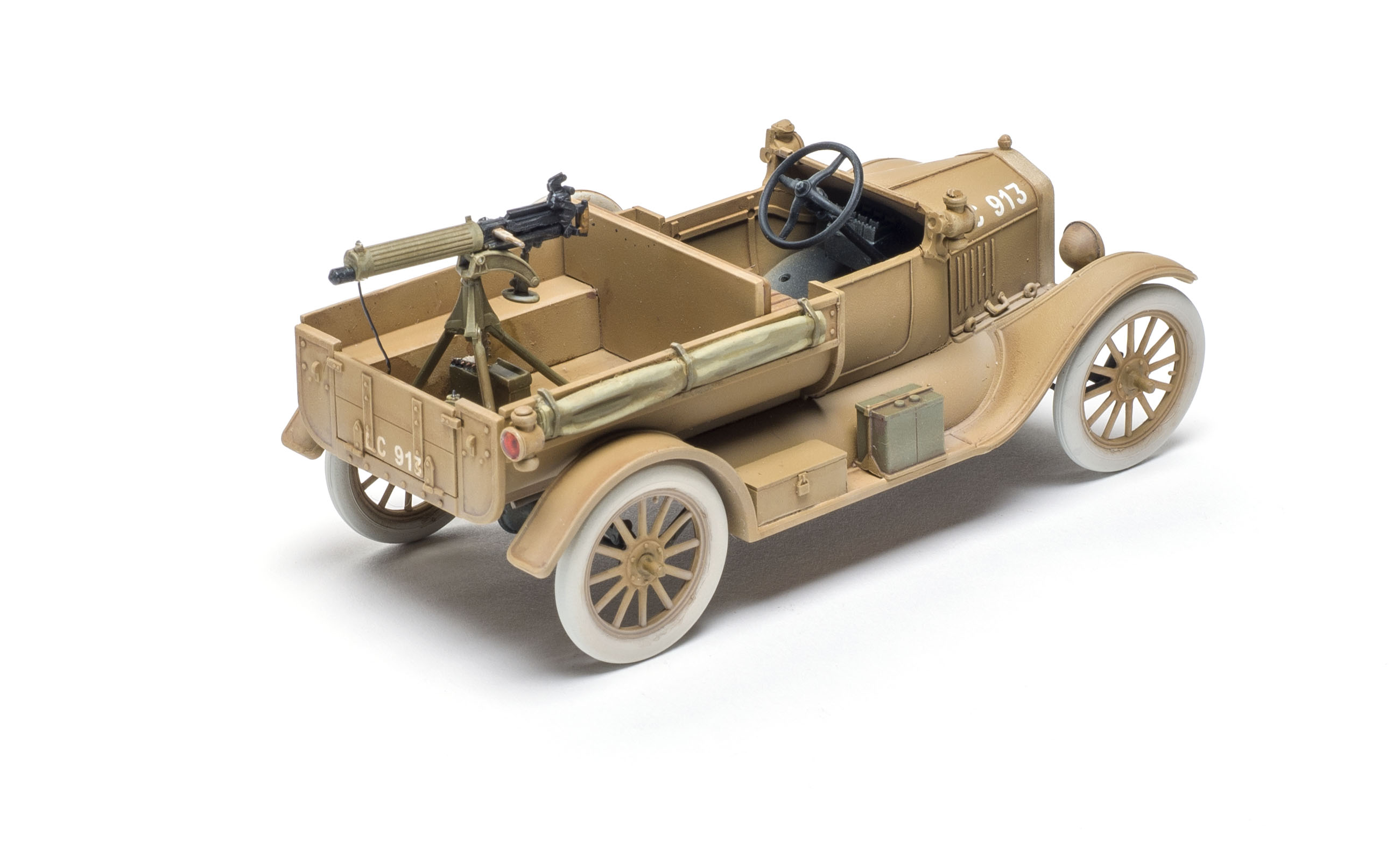 Build review of the ICM Model T 1917 LCP with Vickers machine gun scale ...
