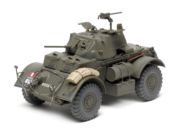 Staghounds compared: Italeri 1/35 scale T17E1 Staghound Mk.I ...